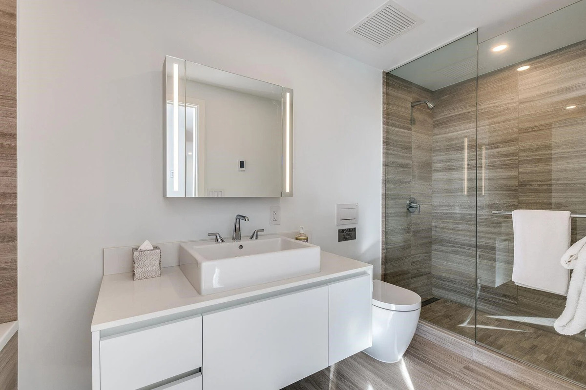 A (9) — Postimages