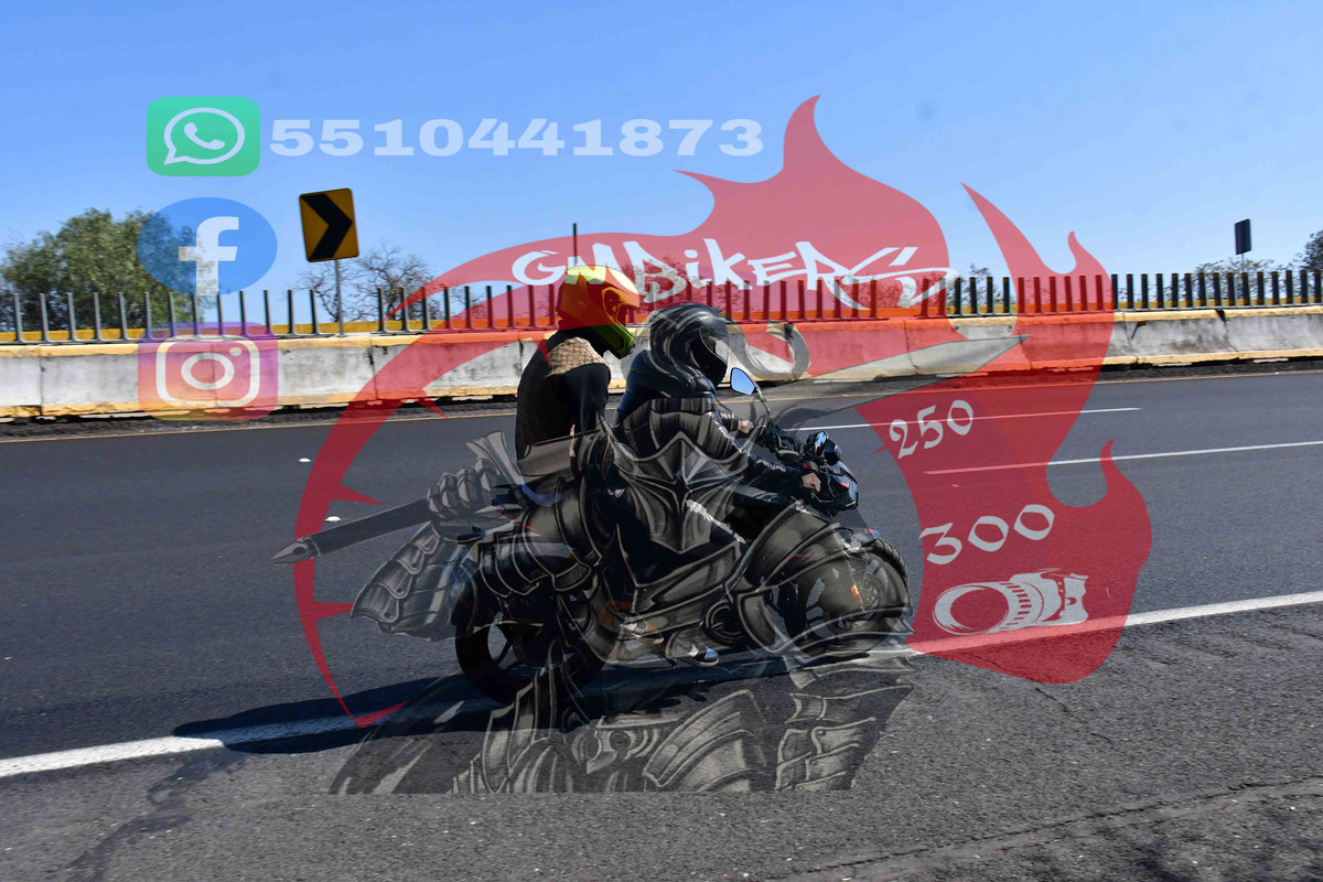 CH2 1045 — Postimages