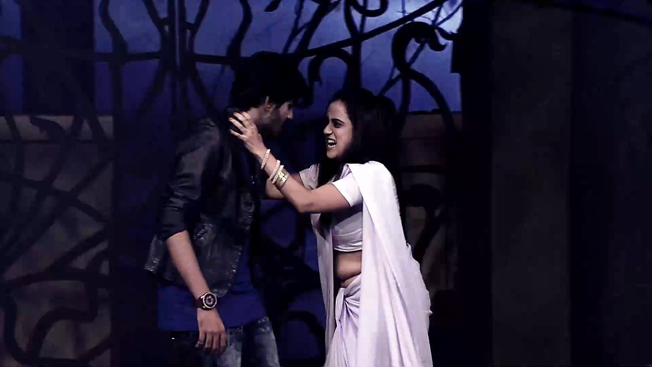 Sri Ranjini Hot and Rare Navel Show x264 mkv snapshot 00 02 575 ...