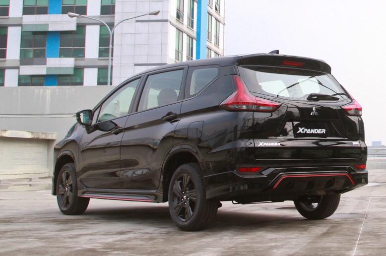 Mitsubishi Xpander Xpander Cross Black Edition