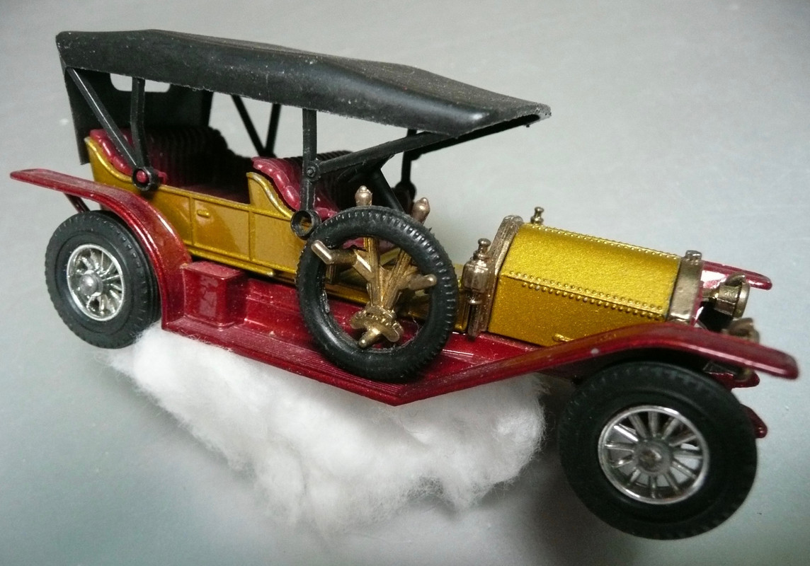 Y19 2 issue 13 red seats Brett — Postimages