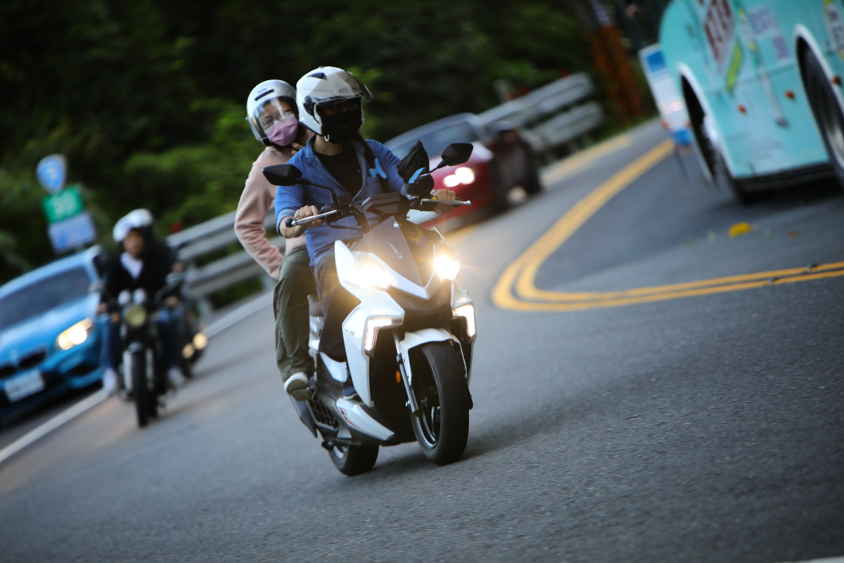 1E4A3437 — Postimages