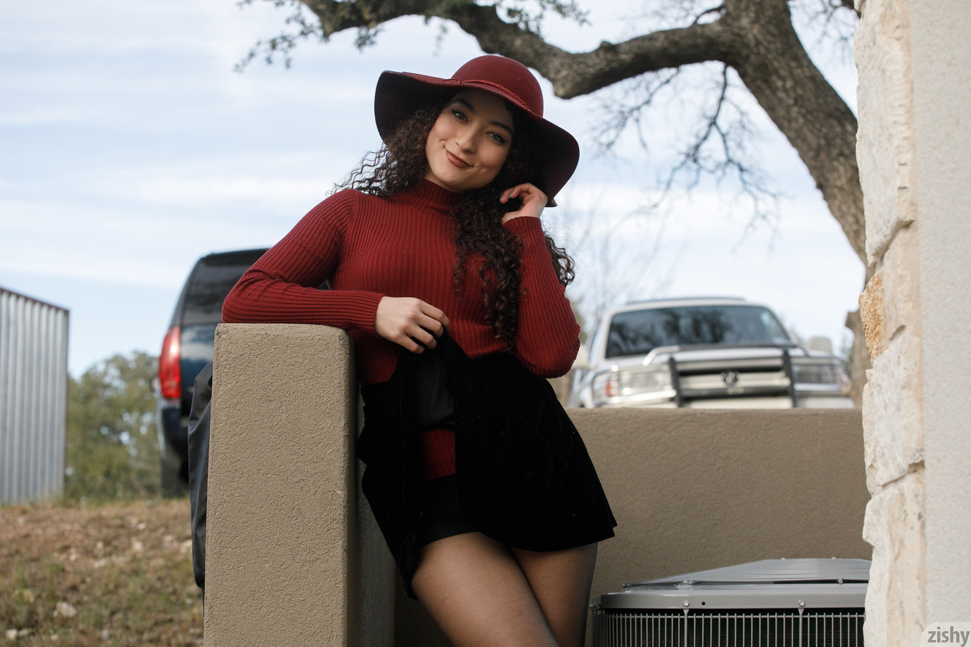 400nvn7tq0re64h0 — Postimages