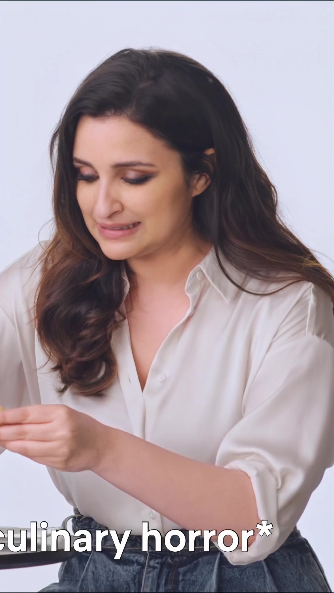Parineeti Chopra WEIRD THINGS 53 — Postimages