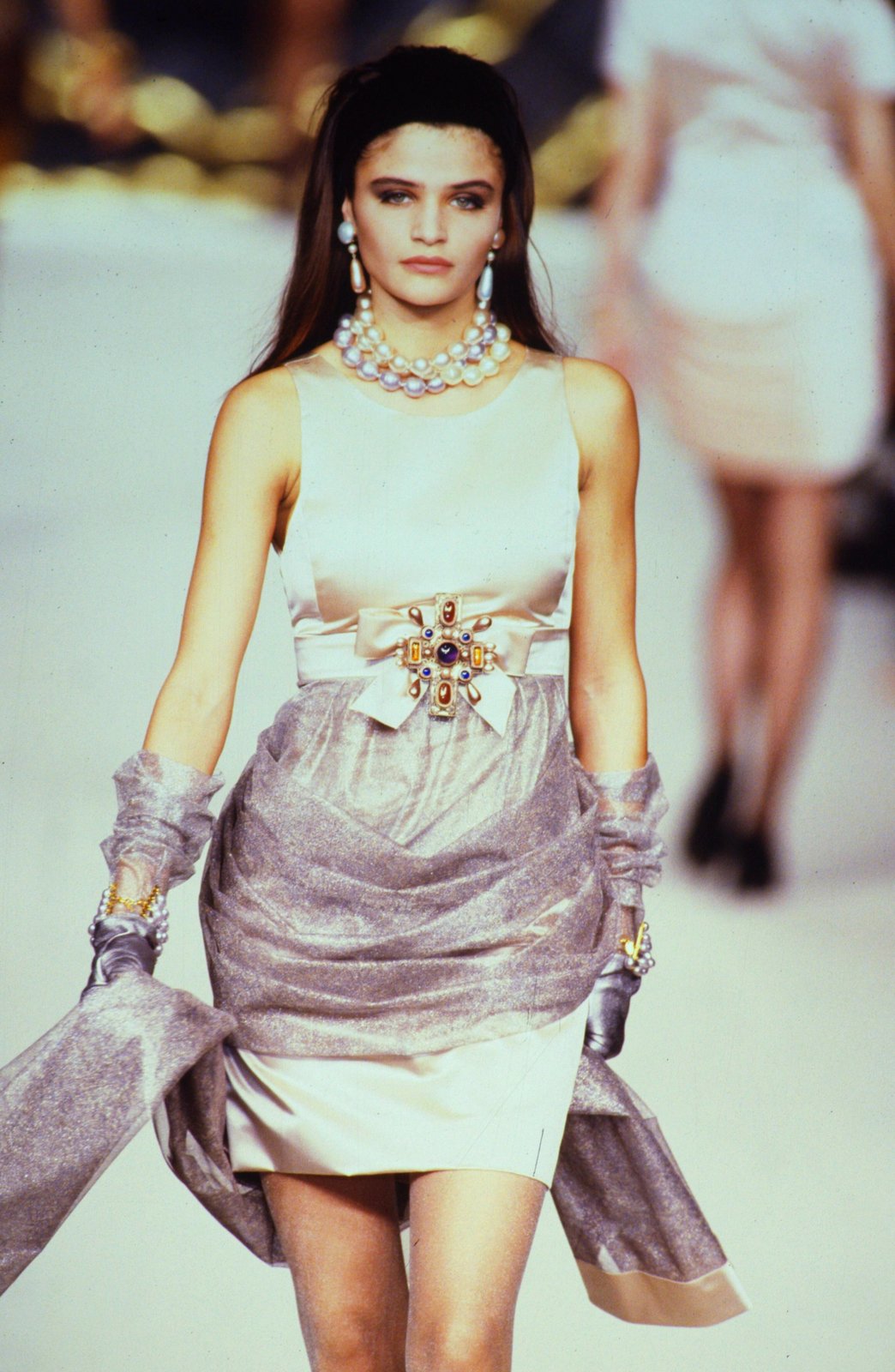 Fashion Classic: CHANEL Fall/Winter 1990 | Lipstick Alley