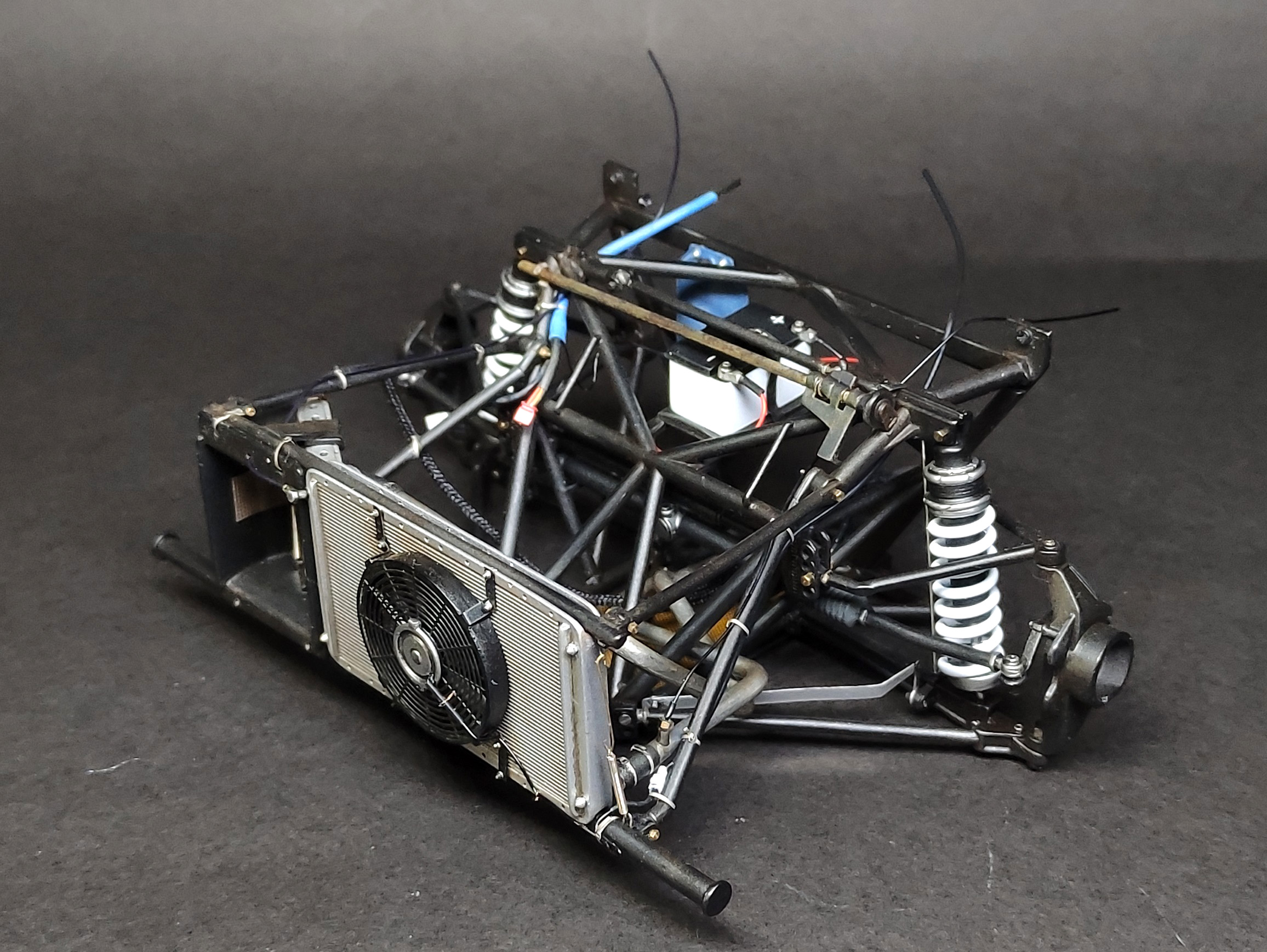 L037 198 — Postimages