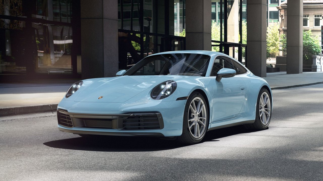 How close is BMW M "Zandvoort Blue" (C6E) to Porsche "Gulf Blue" (328)