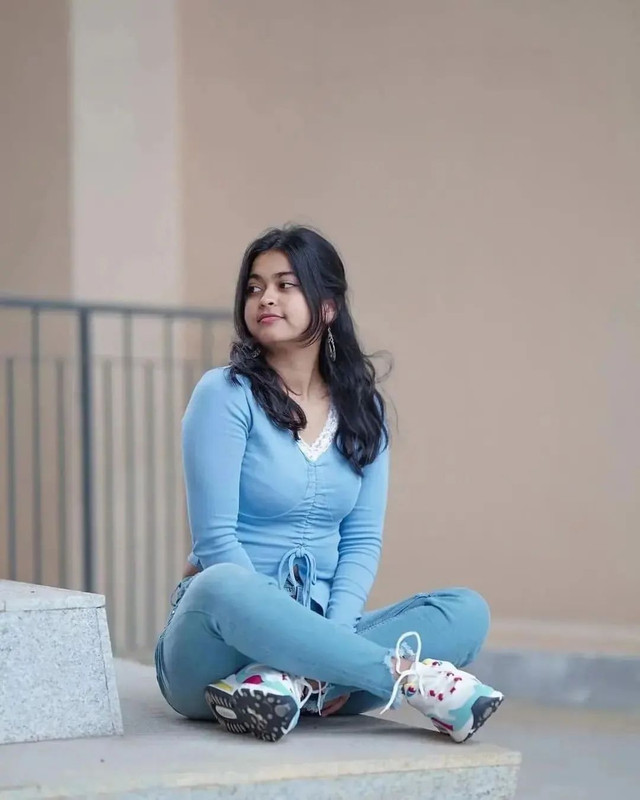 saloni yaapa1 — Postimages