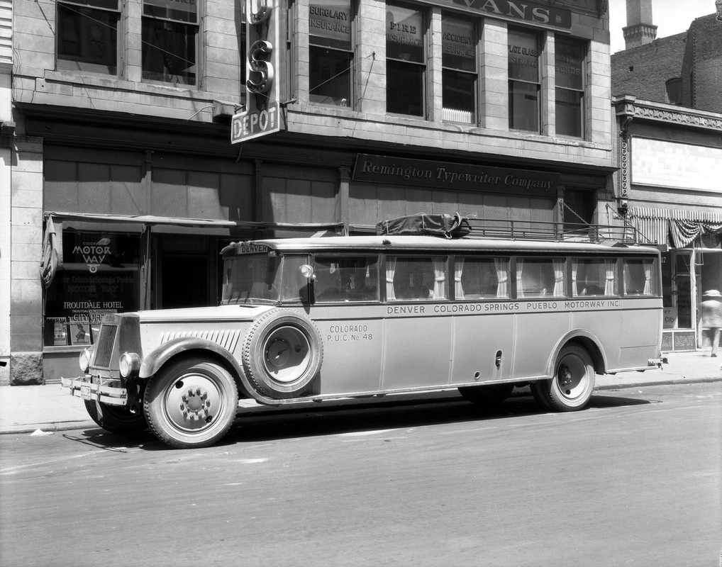 Mack '26 7 AL Denver Colorado Springs Pueblo Motorway — Postimages