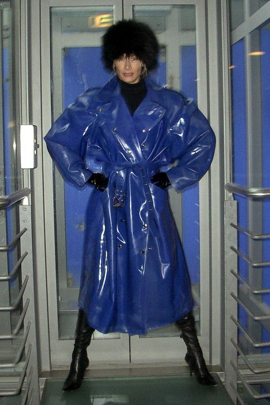 4strictlookingladyinabigbluepvcmac — Postimages