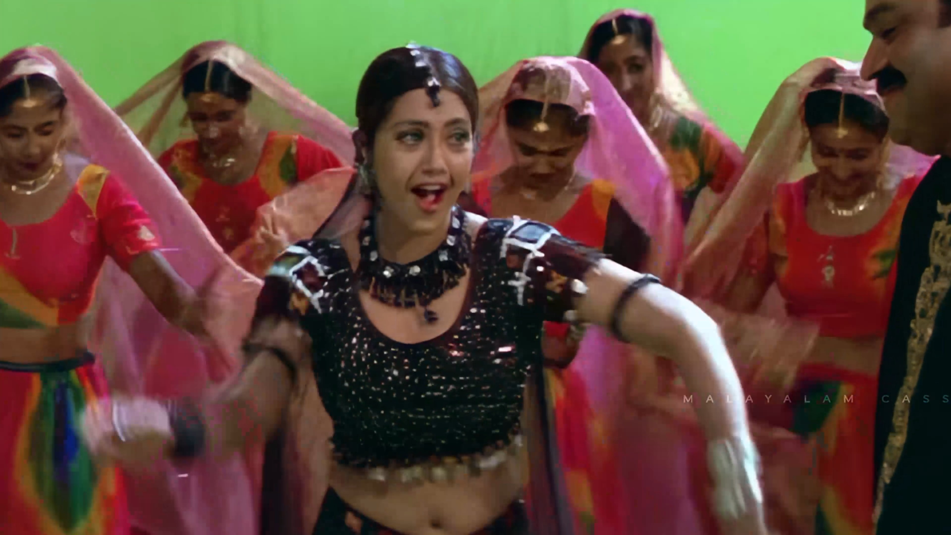 Meena Big Deep navel Dreams mp4 snapshot 00 30 070 — Postimages