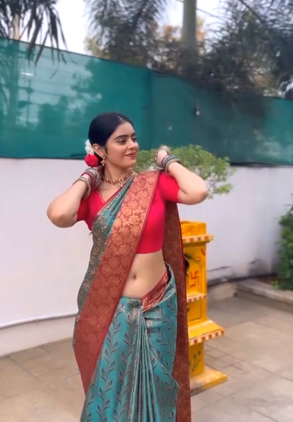 bhskjdmk lf — Postimages