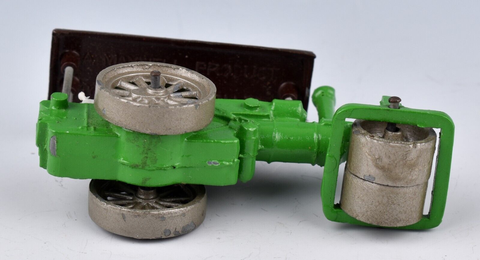 green underside — Postimages