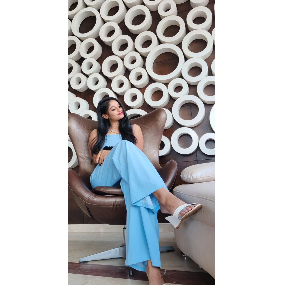 121 1 — Postimages