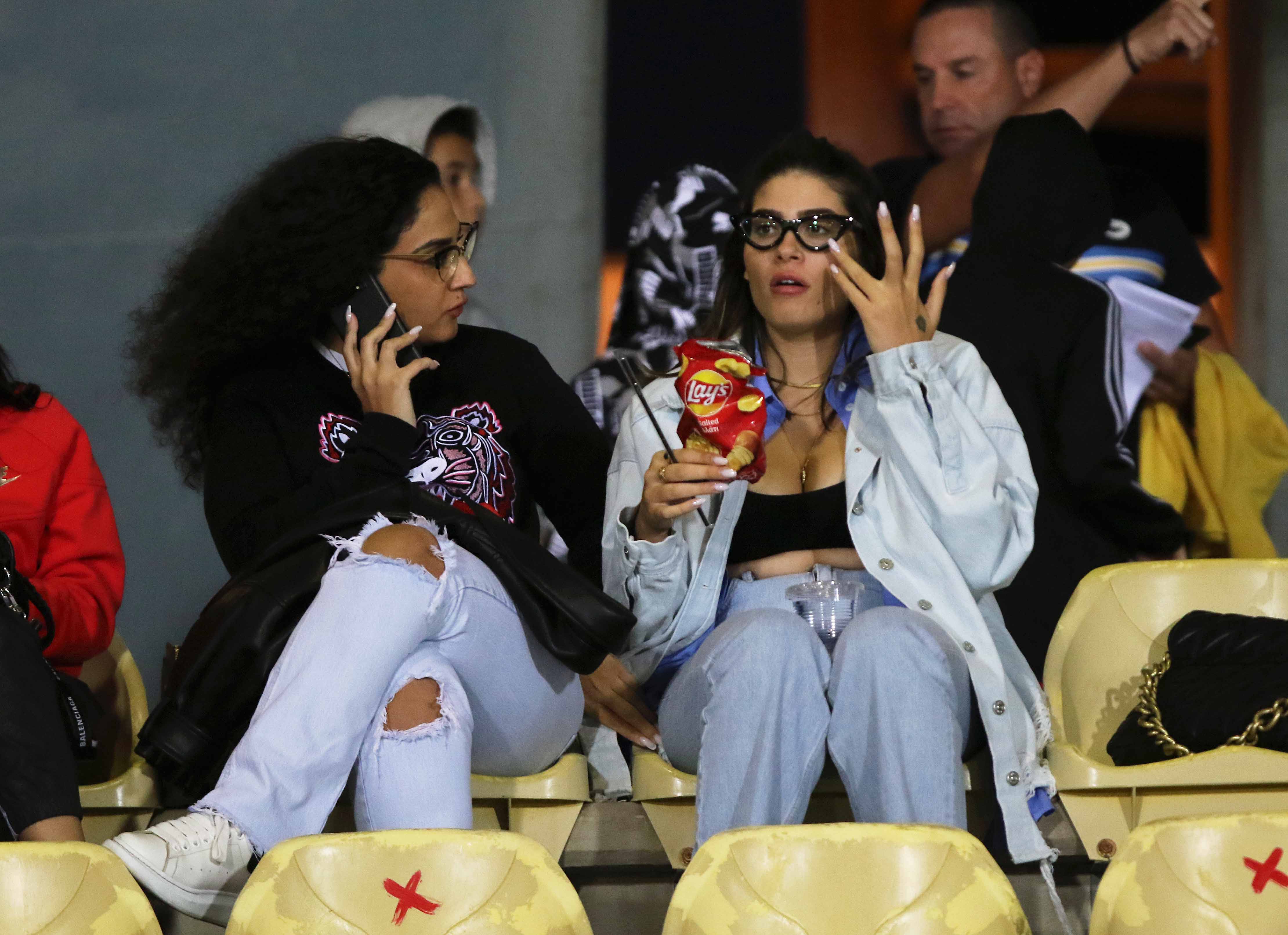 MAR 3875 — Postimages