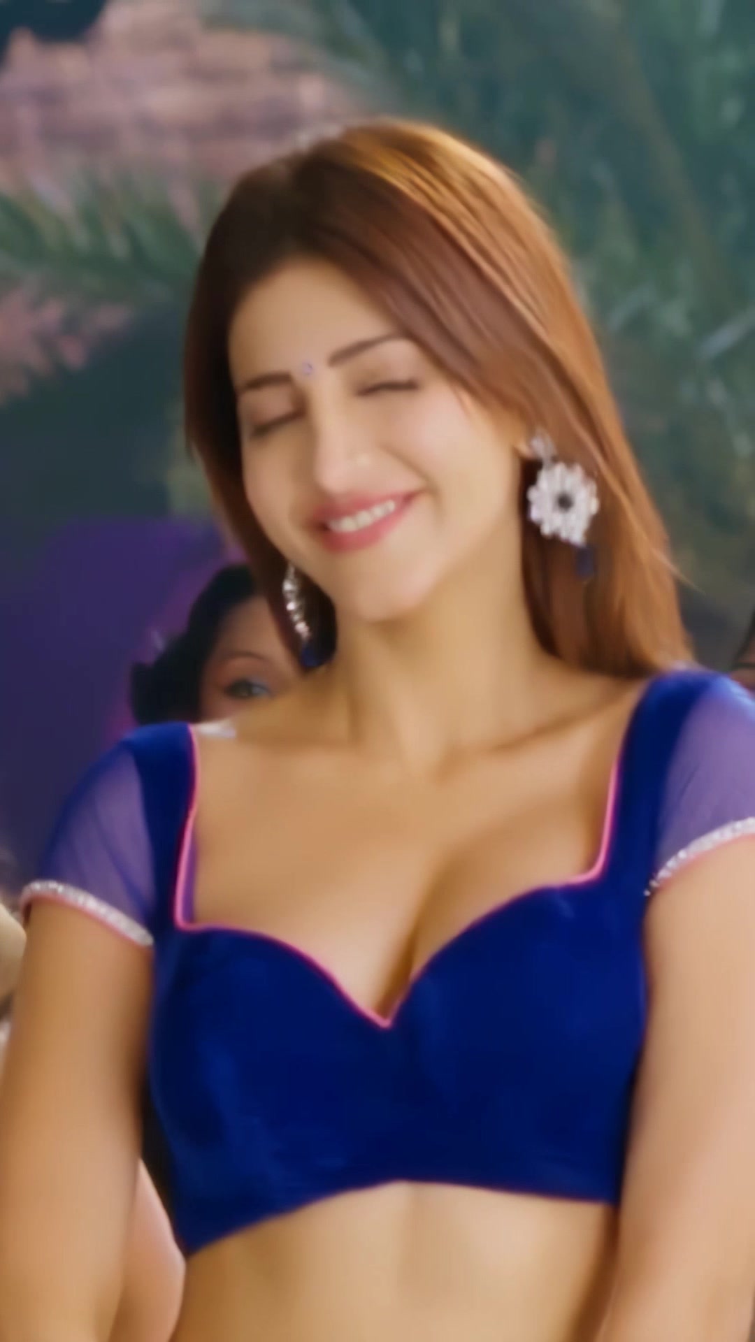 Shruti Boob Bounce in Slow Motion 075 — Postimages