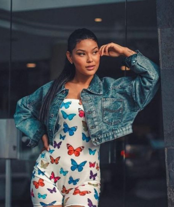 Naomi 83399813931 de San Diego — Postimages