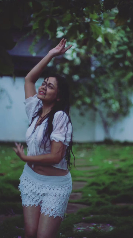 Prarthana rain 00 00 20 00 Still004 — Postimages