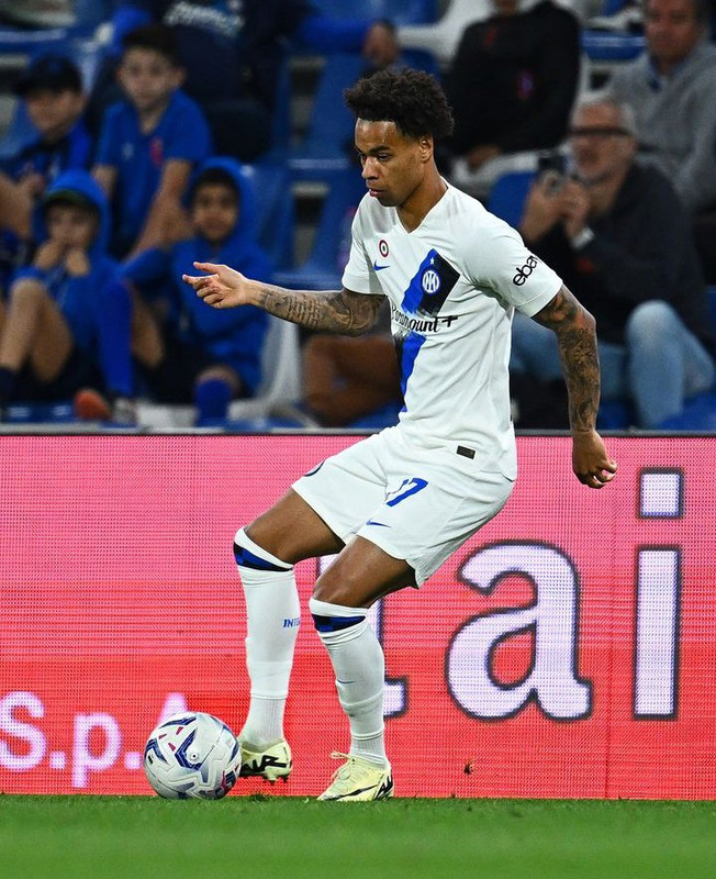 GNPv Cw SX0 AA4 SAU — Postimages