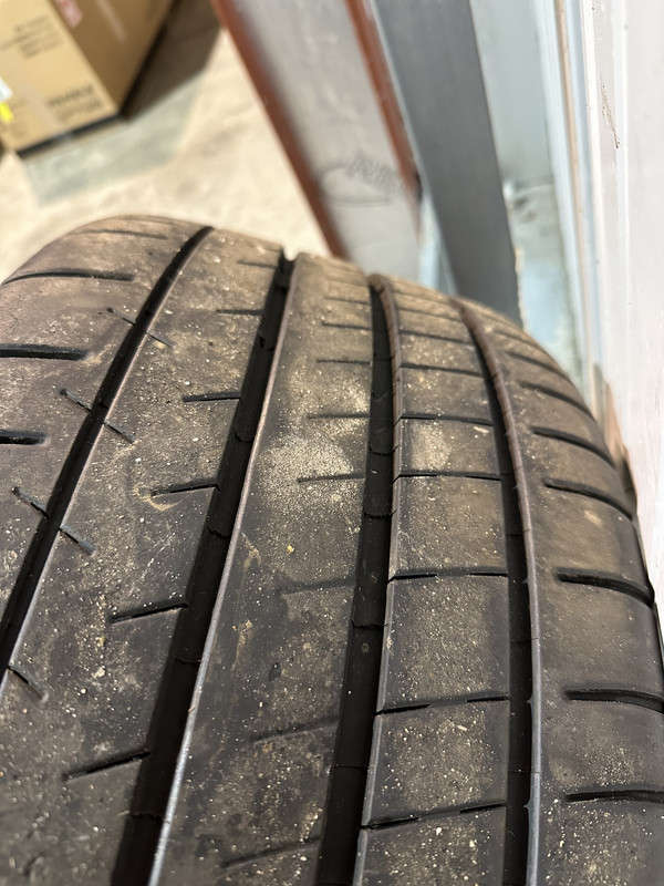 E3 C68549 EB84 4507 B3 B8 08164 F13949 C — Postimages