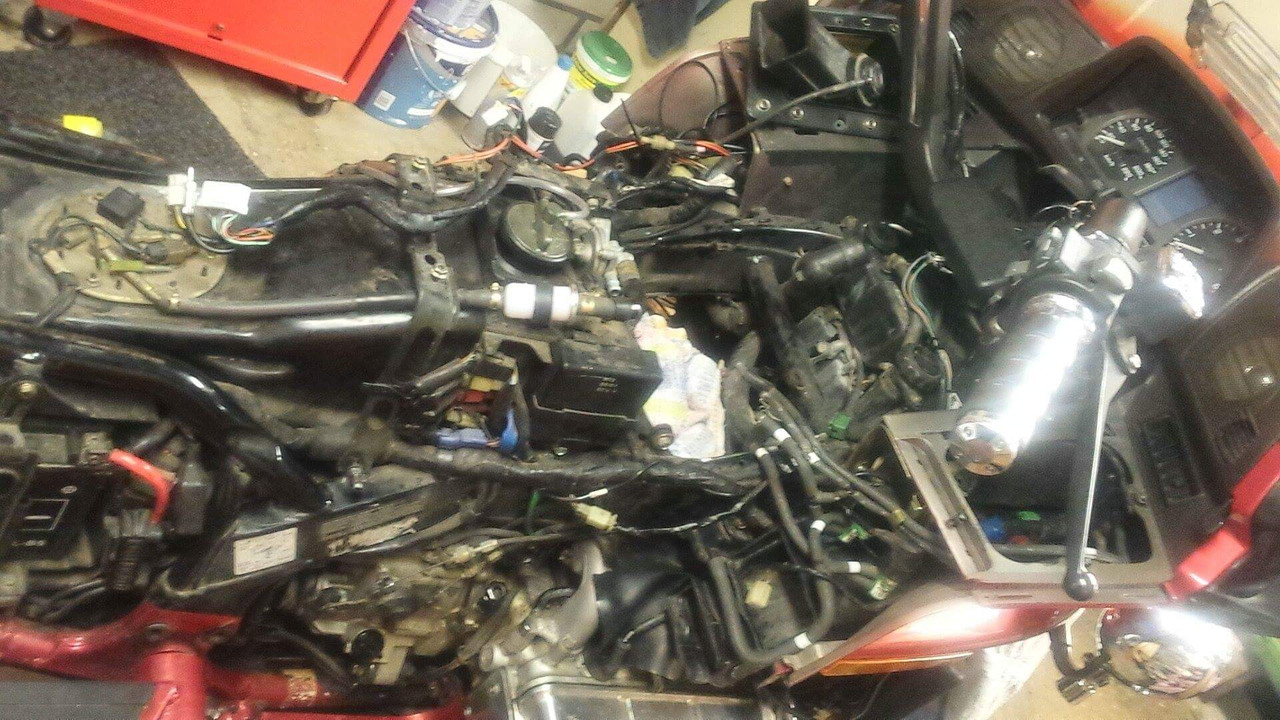 Gl 1500 gedemonteerd — Postimages