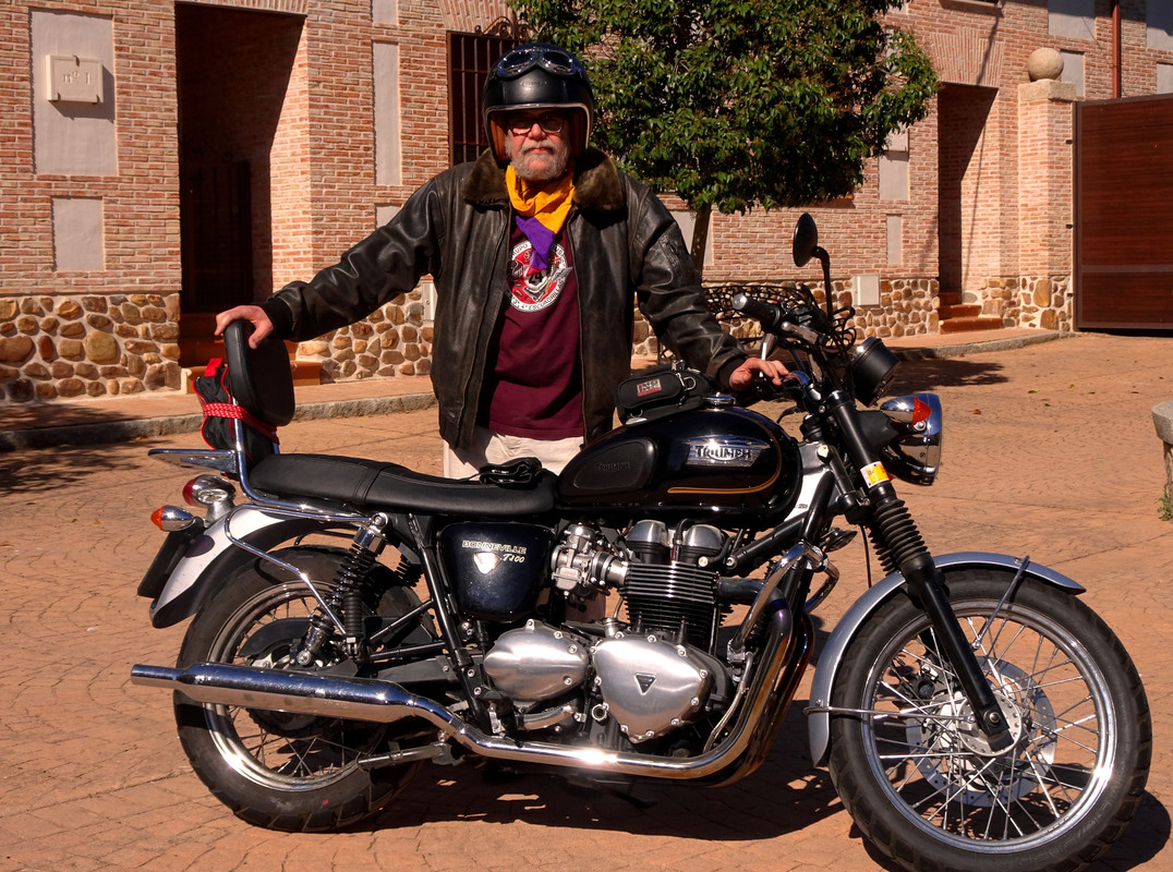 Karl Höfner GmbH. - Un icono del siglo XX. Bajo 500/1