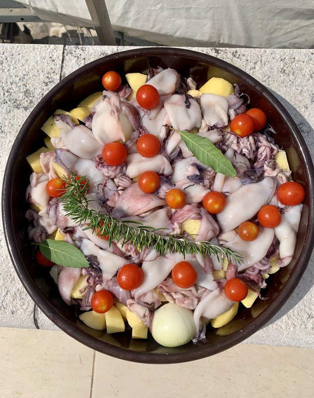 9 C4 A3279 386 F 47 DB 8 E2 B 5 B08 F9 C49 F14 — Postimages