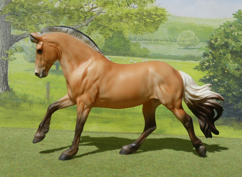 2023 Horse Figure of the Year , CollectA 88978 Mustang Stallion Bay ...