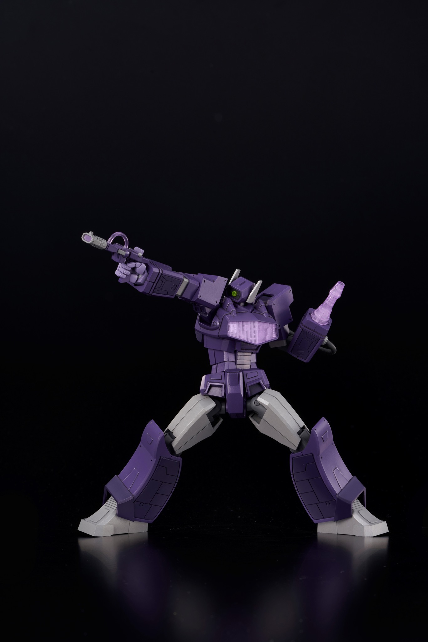 Flame Toys Furai Model G1 Shockwave 12 — Postimages