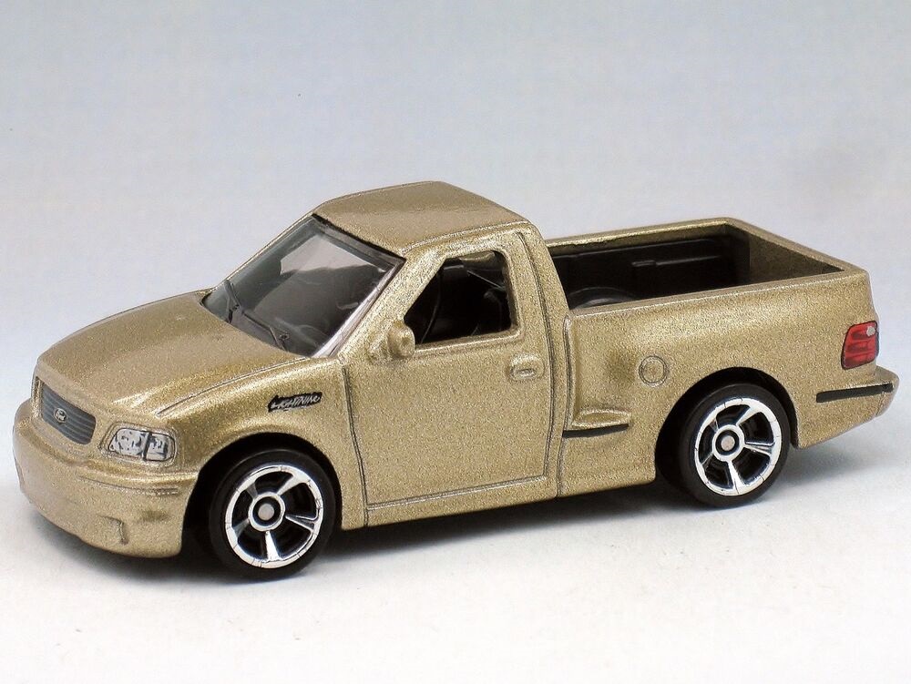 Hot Wheels 99 Ford F 150 SVT Lightning 2 — Postimages