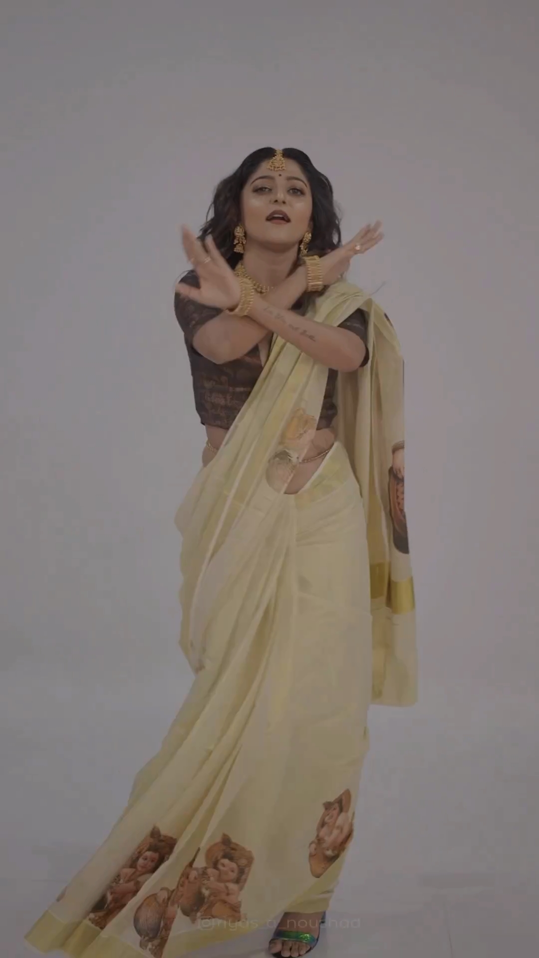 AA I 4 6 — Postimages