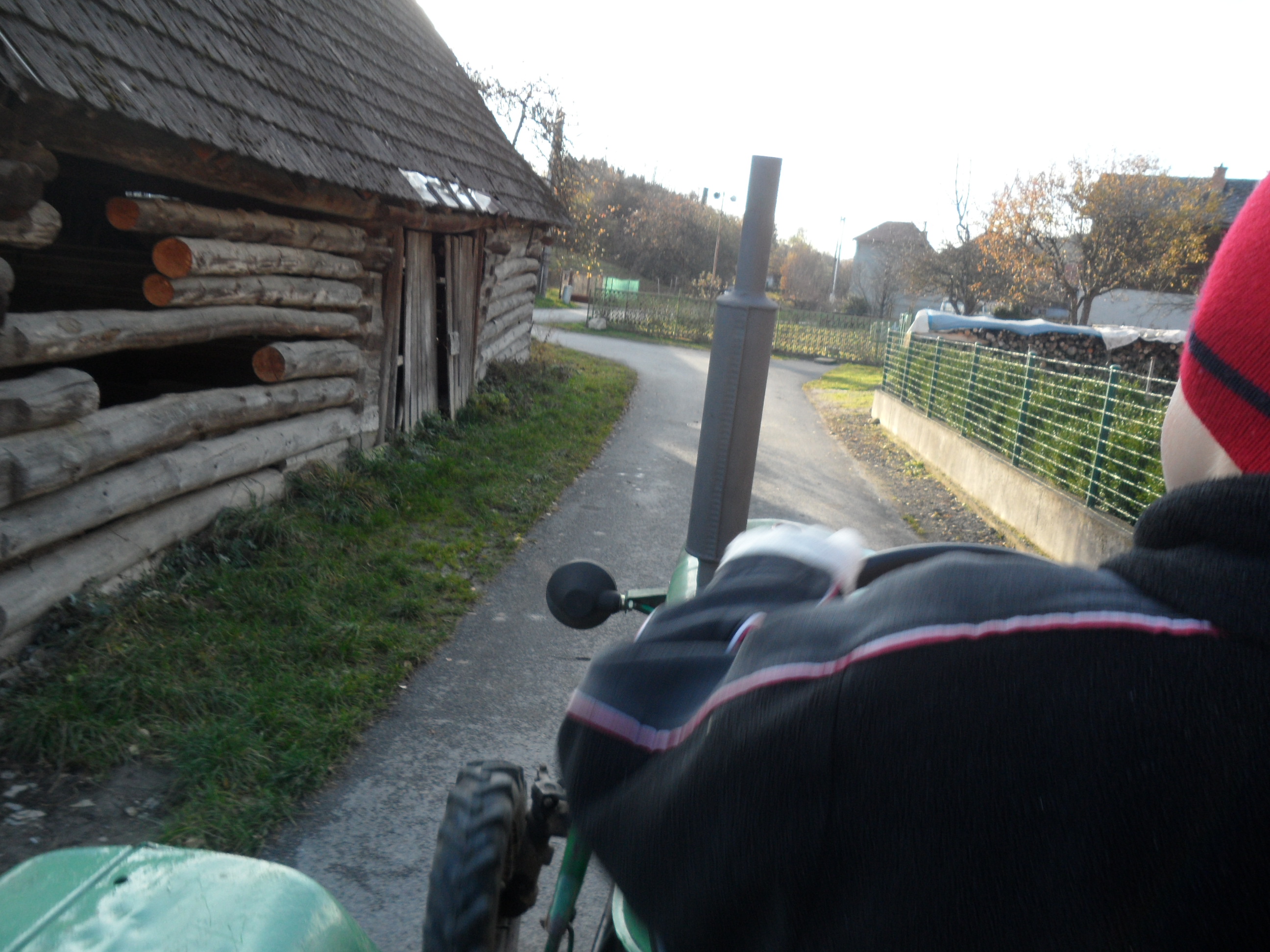 SAM 9939 — Postimages