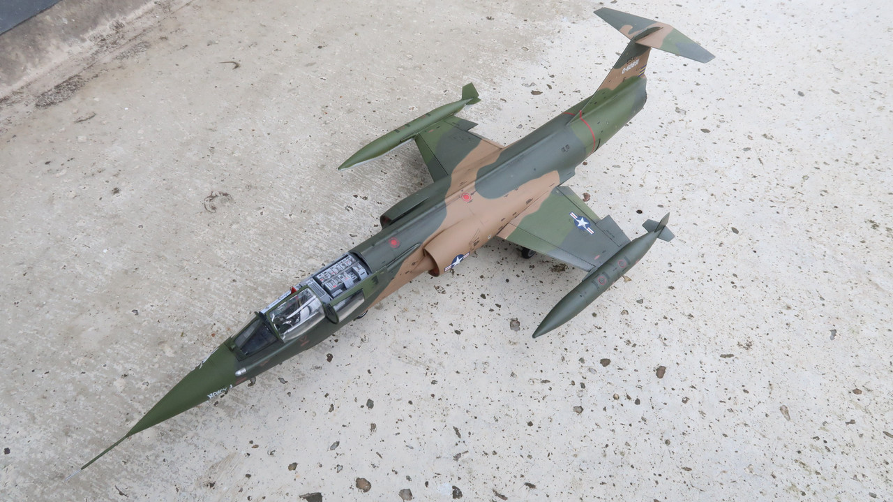 F-104C Starfighter in Vietnam War, The Zipper 1:48 Eduard. - Ready for ...