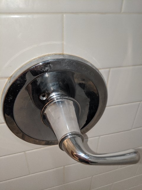Shower faucet handle spins - and faucet identification and advice