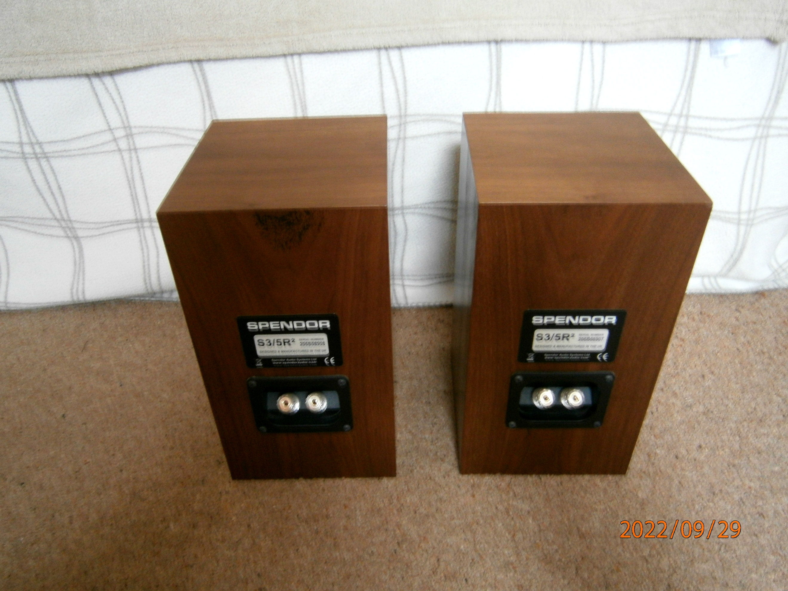 SPENDOR SPEAKER REAR — Postimages