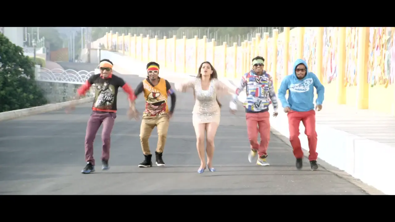 f 208 — Postimages