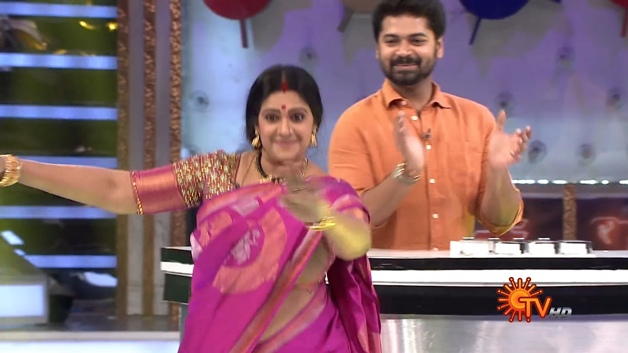 Meera Krishna Rare Navel Show While Dancing mkv snapshot 00 34 239 ...