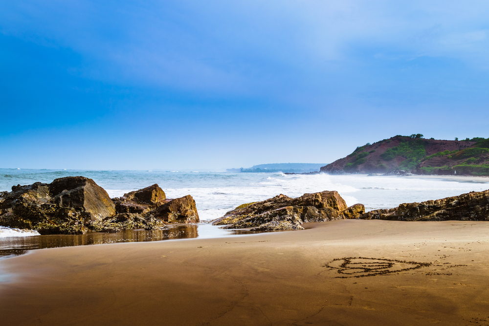 Vagator Beach, North Goa: How To Reach, Best Time & Tips