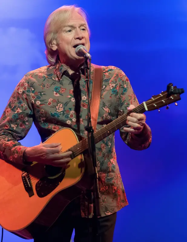 Justin Hayward, O.B.E. | Page 4 | Steve Hoffman Music Forums