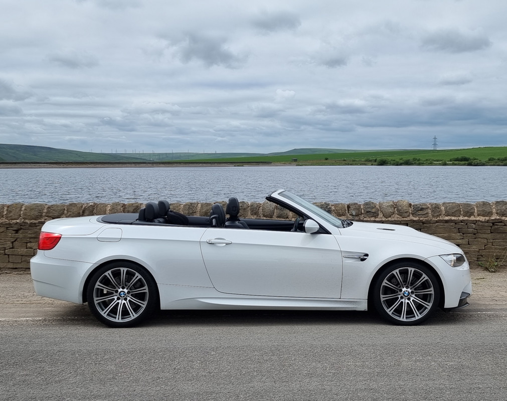 2011 Bmw M3 E93, Huge Spec. | The M3cutters