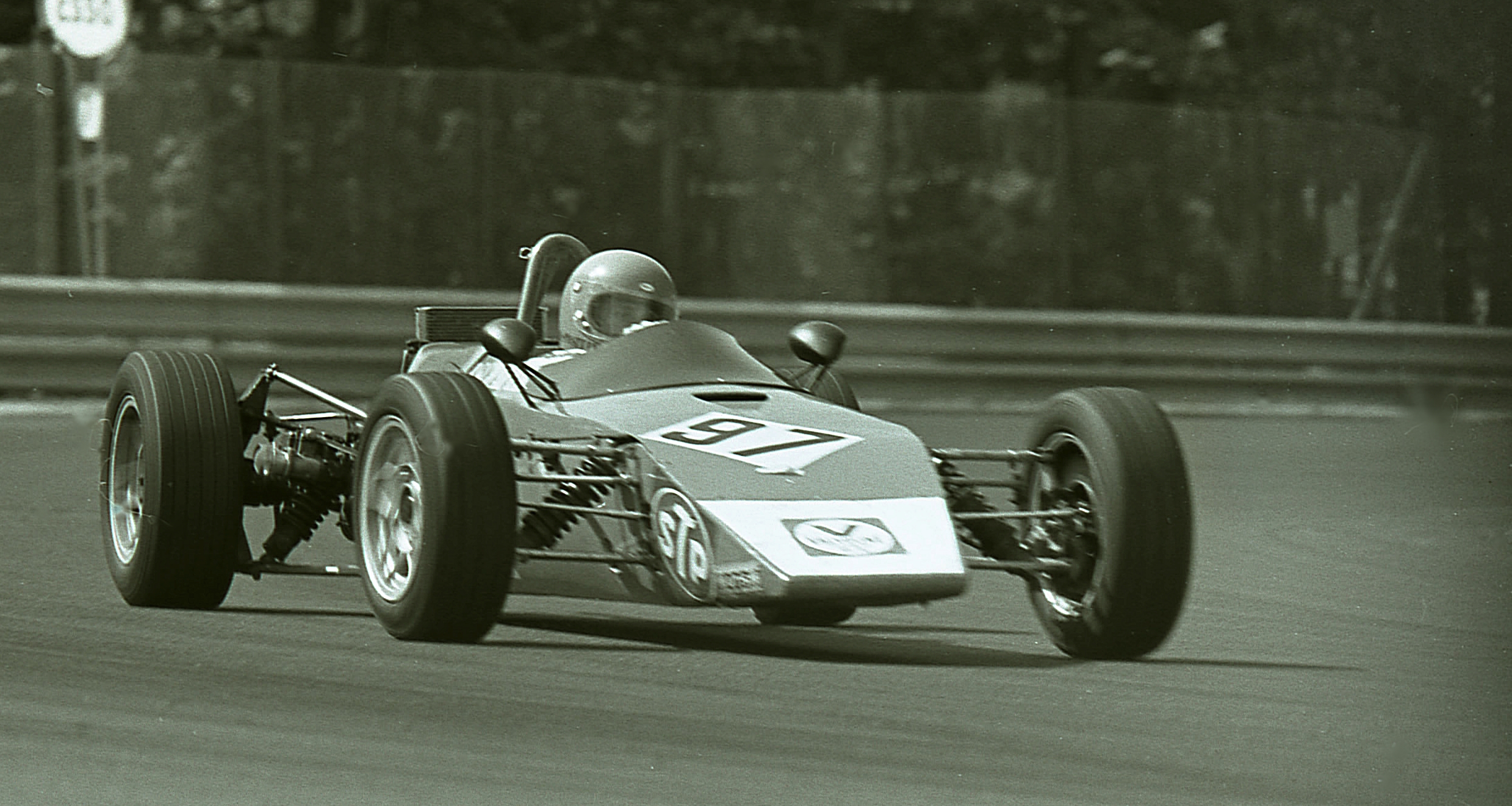 supervee4 NEW — Postimages