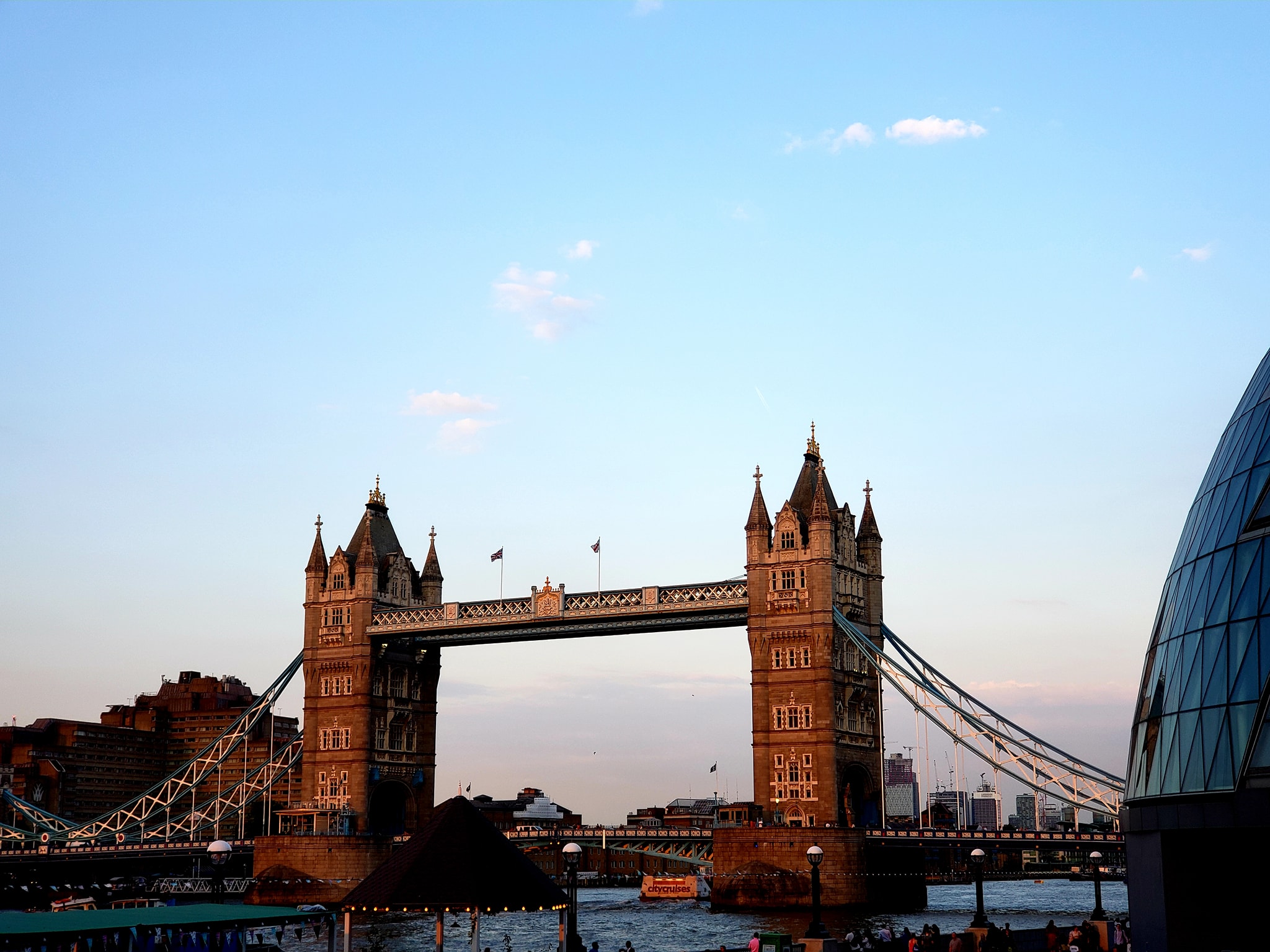 Tower Bridge — Postimages