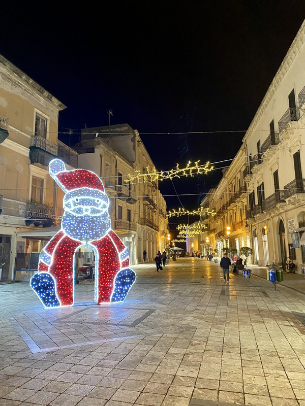 5 C8 A1 C53 5 EF3 403 B B468 9 C9771 B889 FE — Postimages