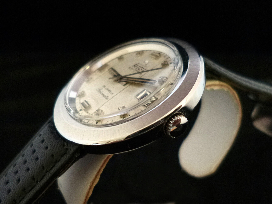 Coin des Affaires - Montre vintage acier automatique Rigi 38mm