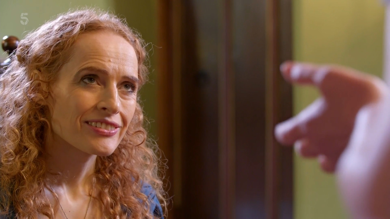 2023 01 07 21 30 Channel5 Secrets of the Royal Palaces 3x1 mp4 snapshot ...