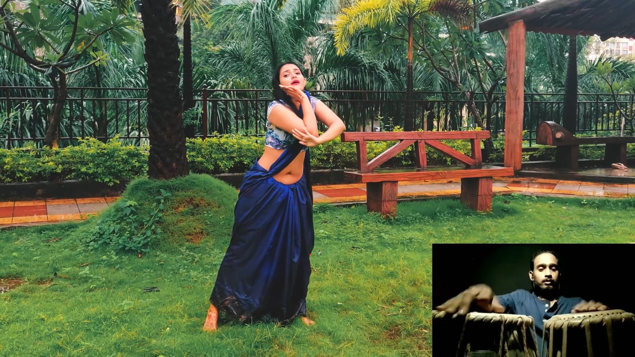 Hot chubby girl fleshy belly and big deep jiggling navel dance to Tip Tip Barsa mp4 snapshot 01 ...