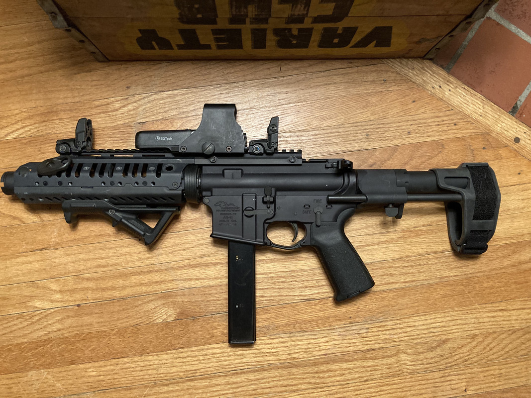 Unusual/odd/uncool AR handguards you really dig - whatcha got? (or brag ...