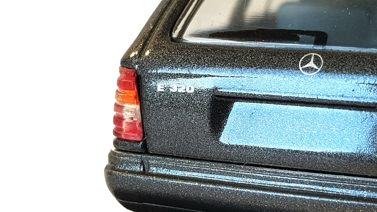 e320fl525 resize — Postimages