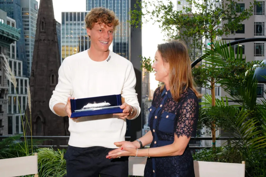 EXPLORA JOURNEYS NOMINA LA STAR DEL TENNIS JANNIK SINNER COME " GLOBAL ...