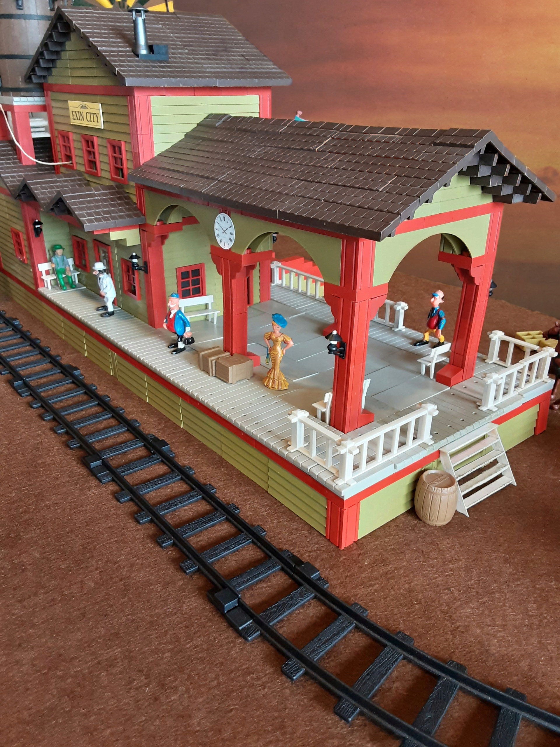 Train Station 09 — Postimages